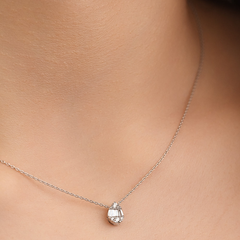 Dangling Simple Diamond Necklace in 18k White gold - SIR1266 – Siranjewelry